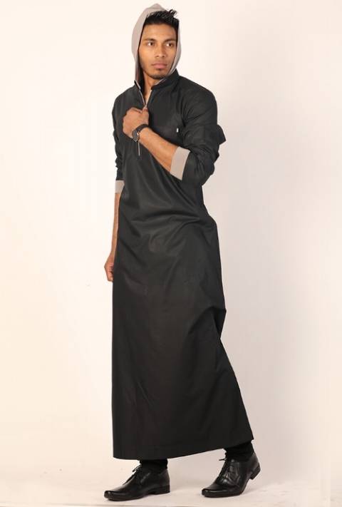 Modest style of Thobes in the Islamic dressing sense